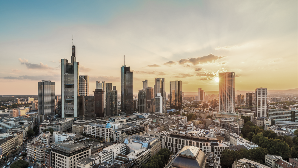 Company - Praemia REIM